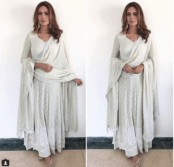 Esha Gupta Biography, Height, Weight, Age, Affair, Family, Wiki