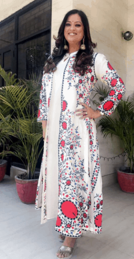 Richa Sharma Biography, Height, Weight, Age, Affair, Family, Wiki