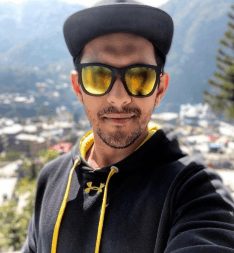 Aditya Narayan Biography, Height, Weight, Age, Affair, Family, Wiki