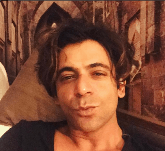 Sunil Grover Biography, Height, Weight, Age, Affair, Family, Wiki
