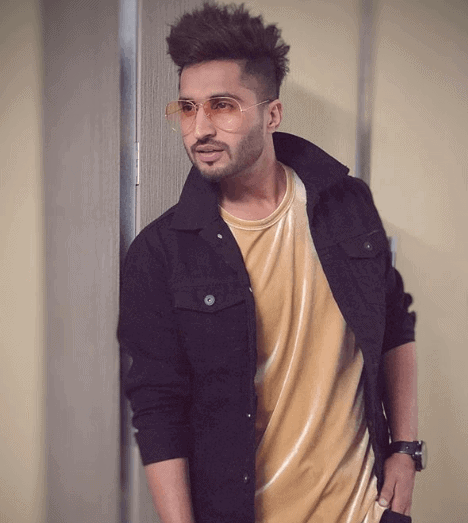 Jassi Gill Biography, Affair, Family, Weight, Height, Age, Wiki