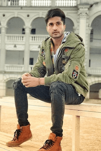 Jassi Gill Biography, Affair, Family, Weight, Height, Age, Wiki
